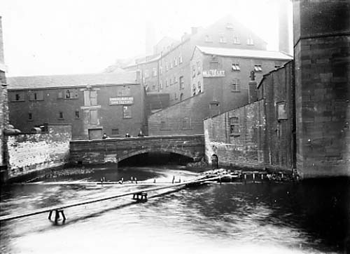 Flay Crow Mill – Chris Nickson